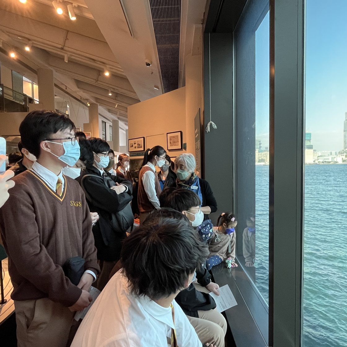 Workplace Visit: A Day in Six Different Worlds – STGSS